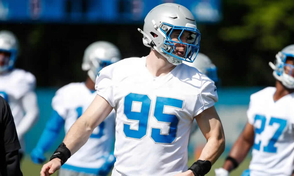 Canadian DE Mathieu Betts Took A Big Step Since Joining the Detroit ...